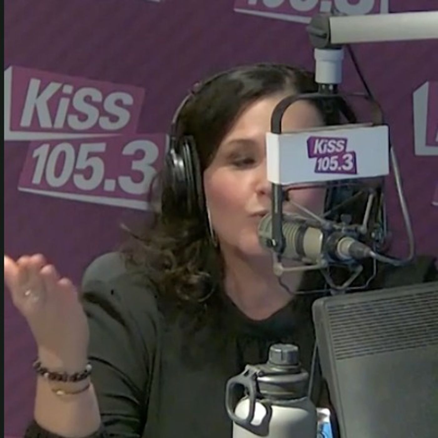 Sandra's Dress Problem - Seekr