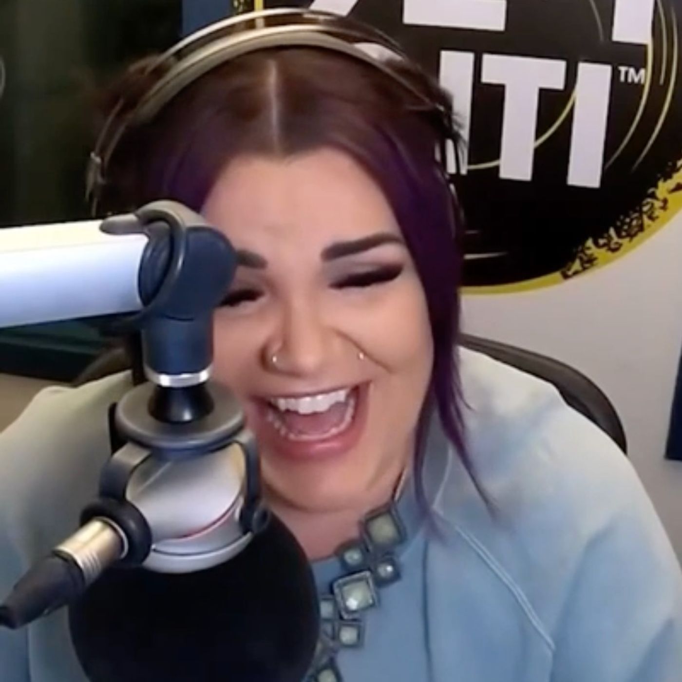 How to Make a Homemade Wasp Trap - Seekr