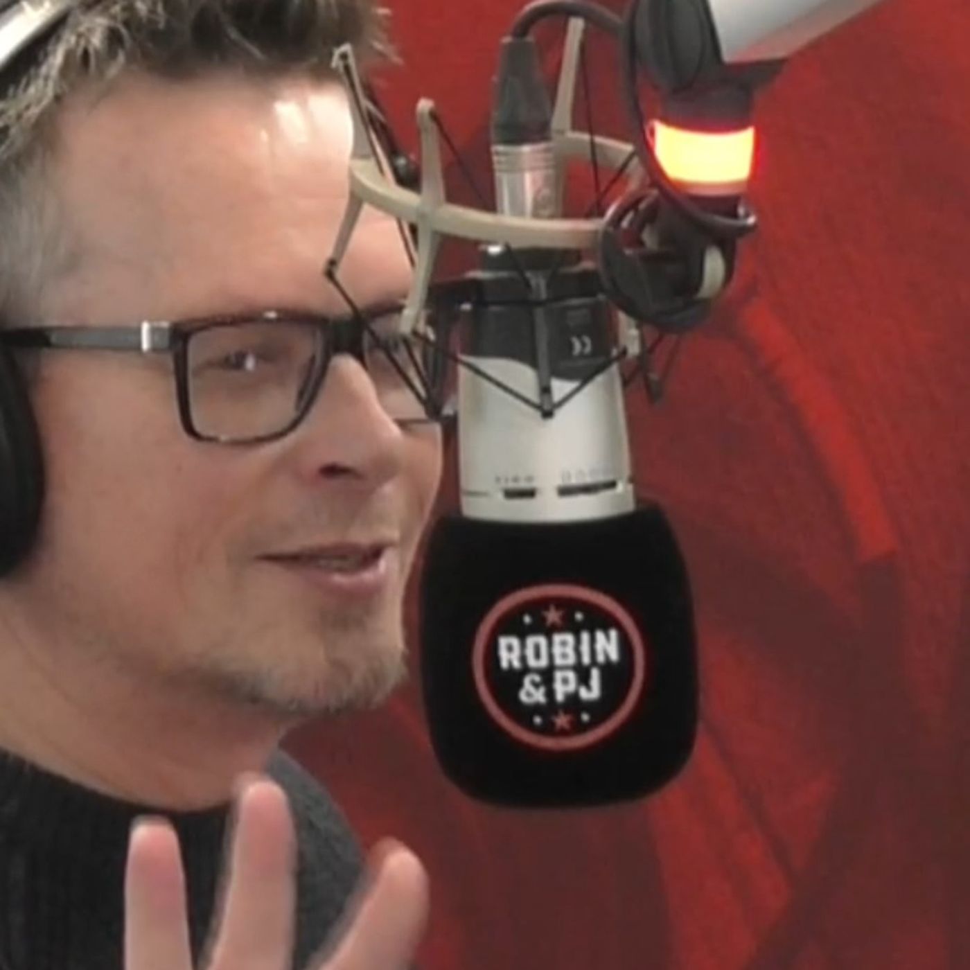 How would Robin & PJ describe each other to friends? - Seekr