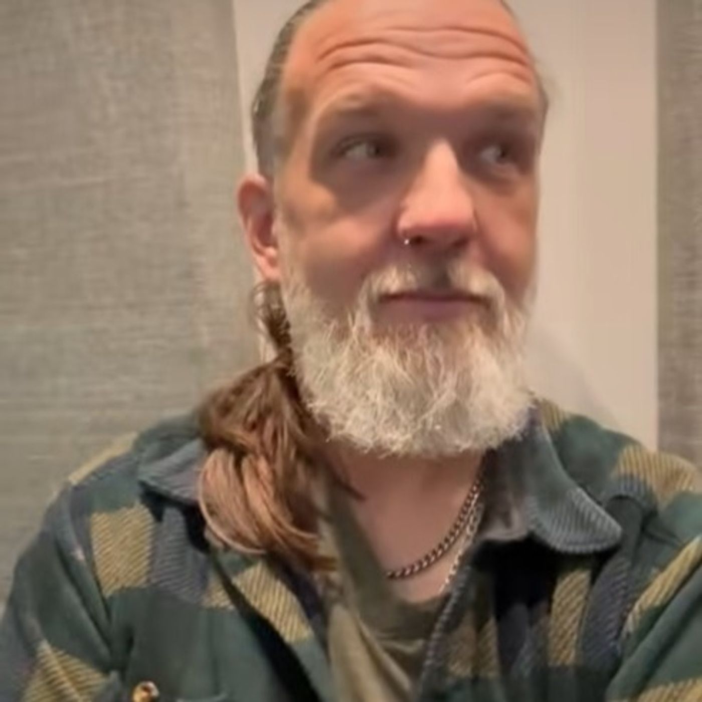 105.3 ROCK Medicine Hat - Seekr